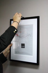 How to Frame and Hang Photo Frames Like a Professional