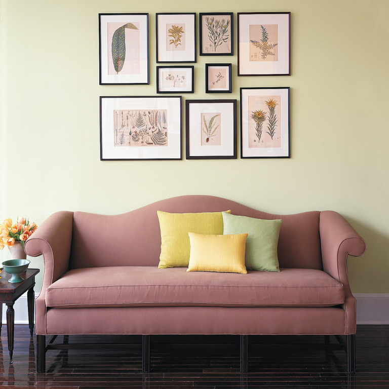 Tips for Arranging a Gallery Wall | Home Decor | Picture Frames | DIY